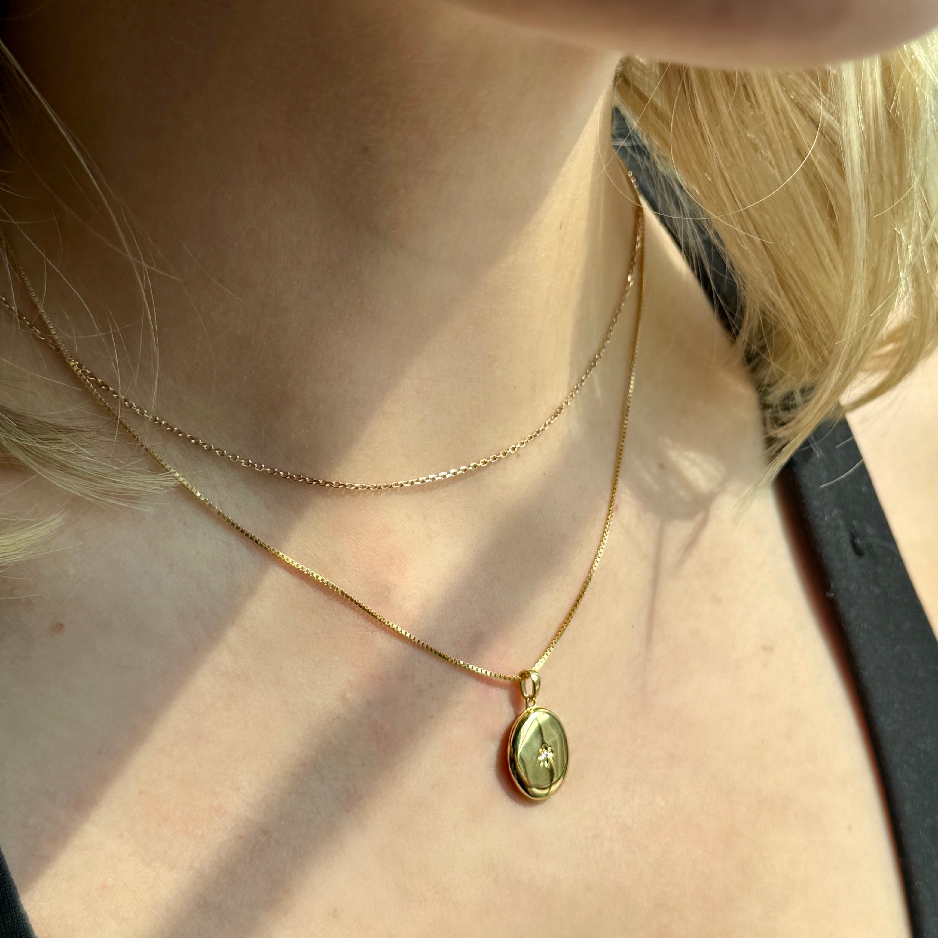 Starfall Locket – Estori